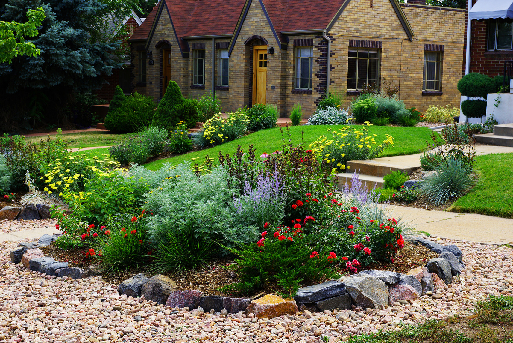 Transform Your Outdoor Space: Home Landscape Design Ideas - HouzEdit