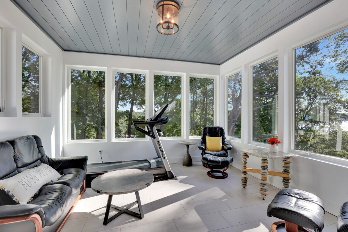 Sunroom Gym: Transforming Your Space into a Home Fitness Haven - HouzEdit