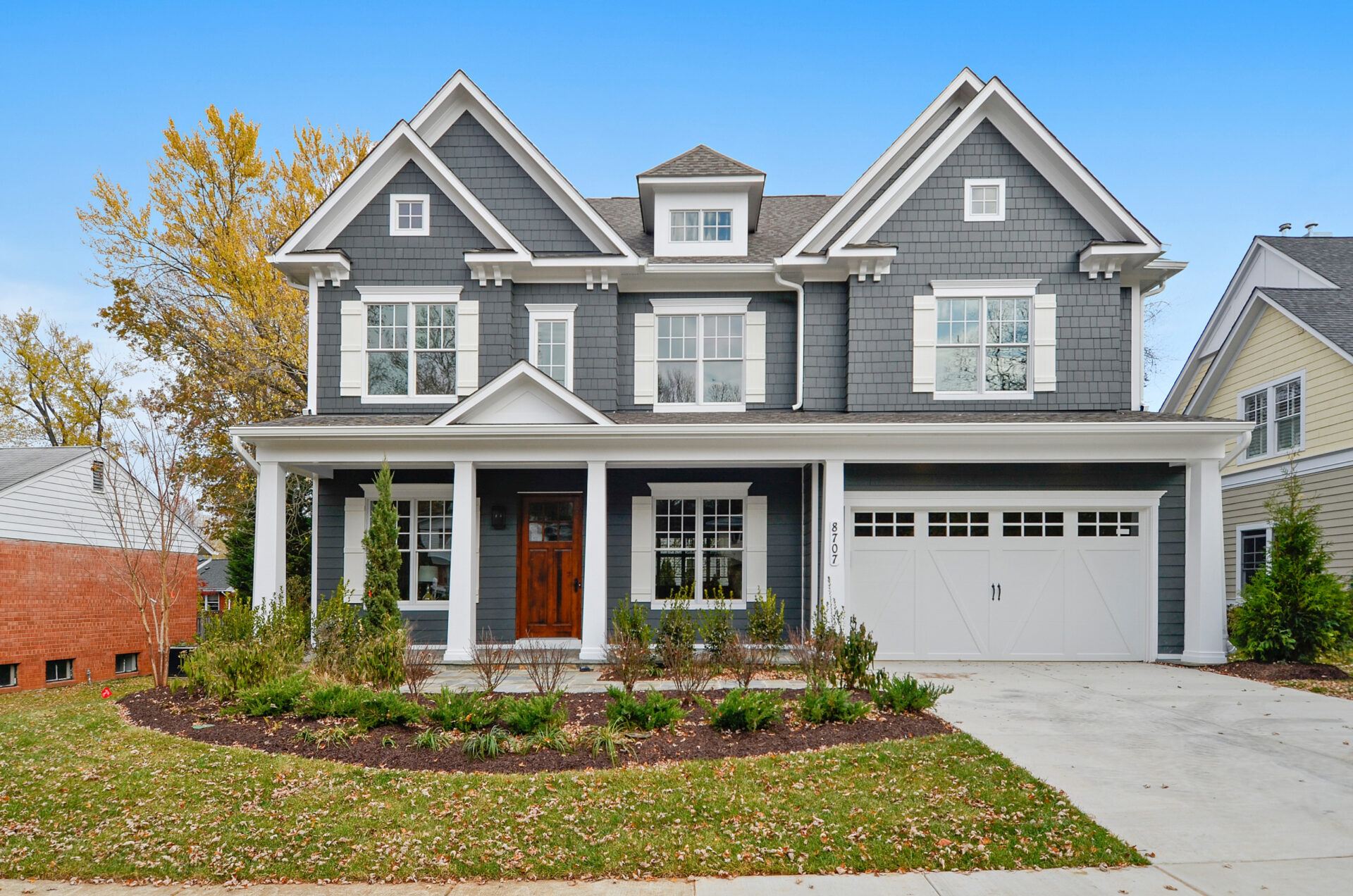 Gray Exterior Design: Tips and Ideas for a Beautiful and Sophisticated ...