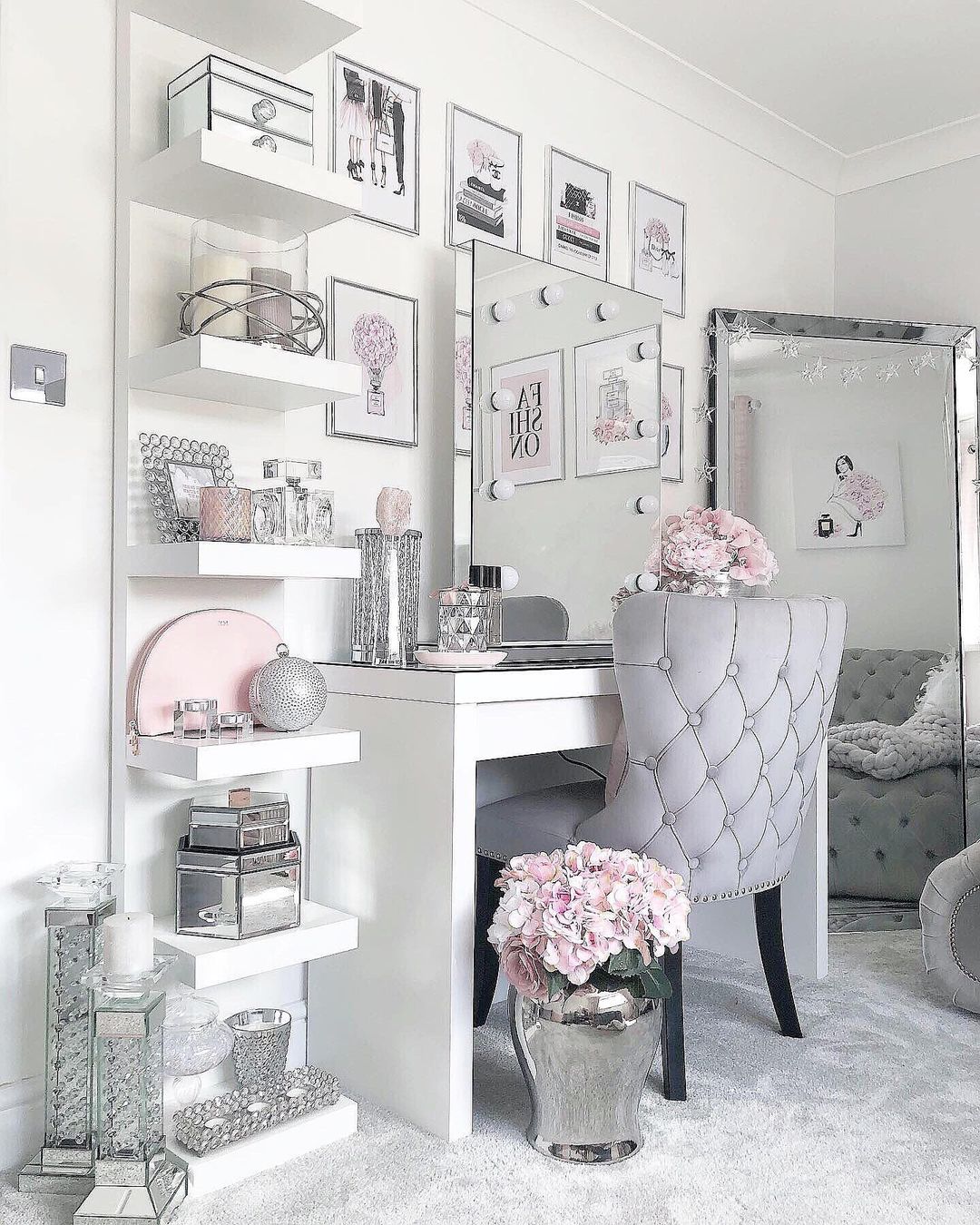 9 Glamorous Makeup Room Ideas for Your Own Beauty Oasis - HouzEdit